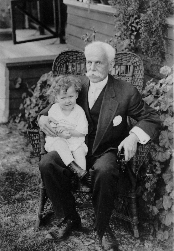 Oliver K. & Whitefield Sammis – Ginaology.com